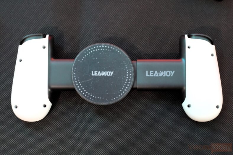 LeadJoy M1C+ Type-C Mobile Game Controller Review - XiaomiToday