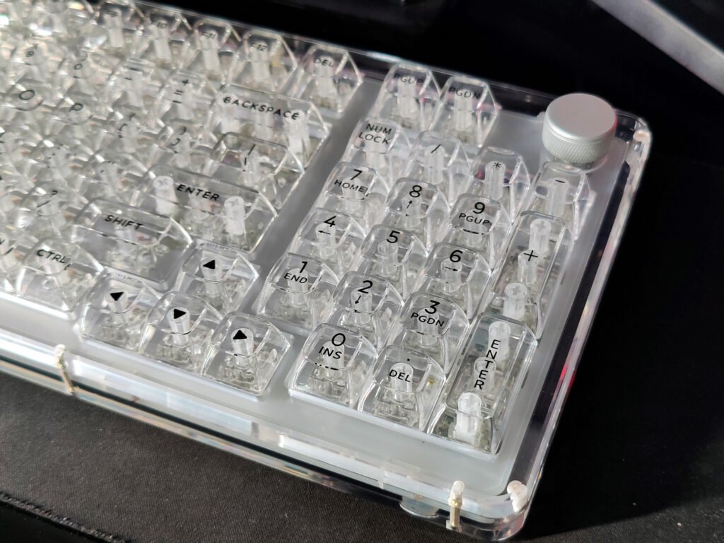 KiiBOOM Phantom 98 Review: A Premium Keyboard Experience