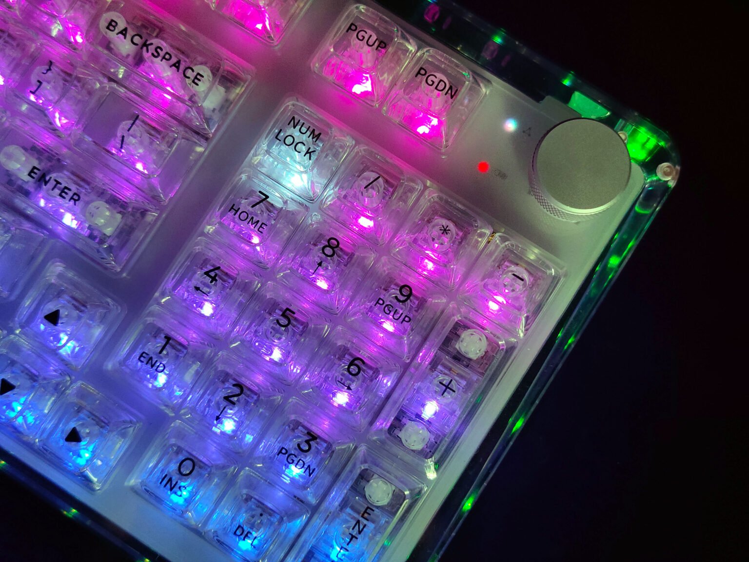 KiiBOOM Phantom 98 Review: A Premium Keyboard Experience