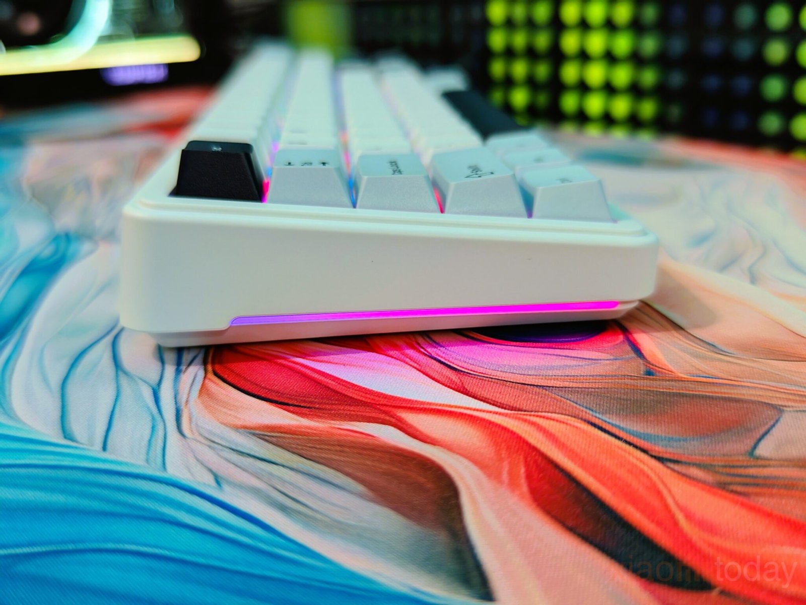 Epomaker x AULA F65 Review - 65% Wireless Mechanical Keyboard - XiaomiToday