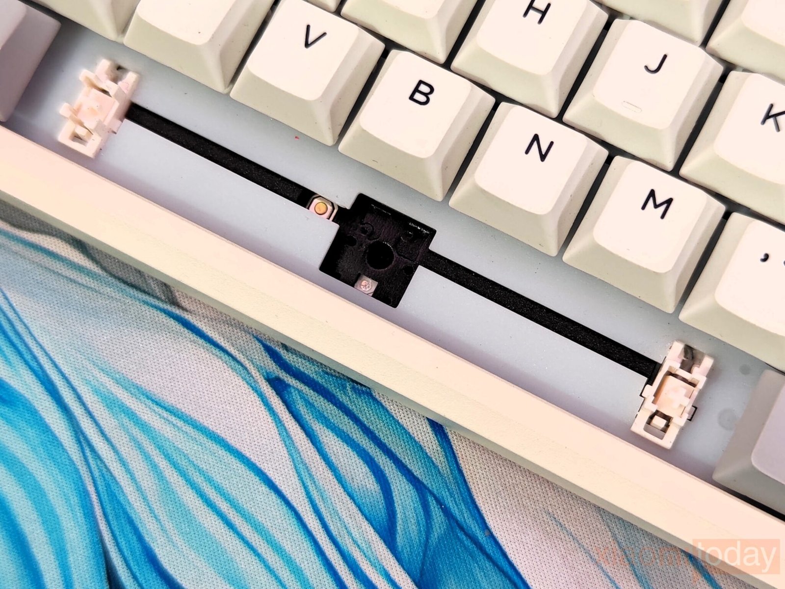 EPOMAKER Galaxy100 Review: QMK/VIA Wireless Gaming Keyboard - XiaomiToday