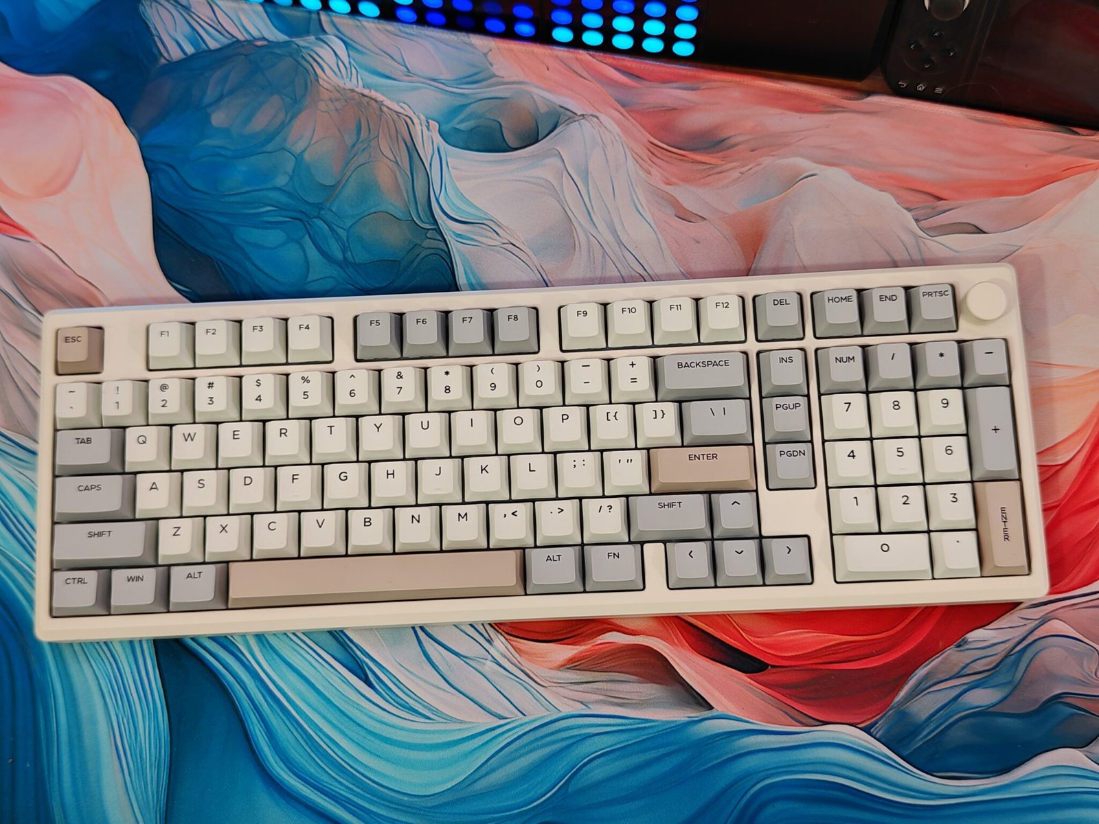 EPOMAKER Galaxy100 Review: QMK/VIA Wireless Gaming Keyboard - XiaomiToday