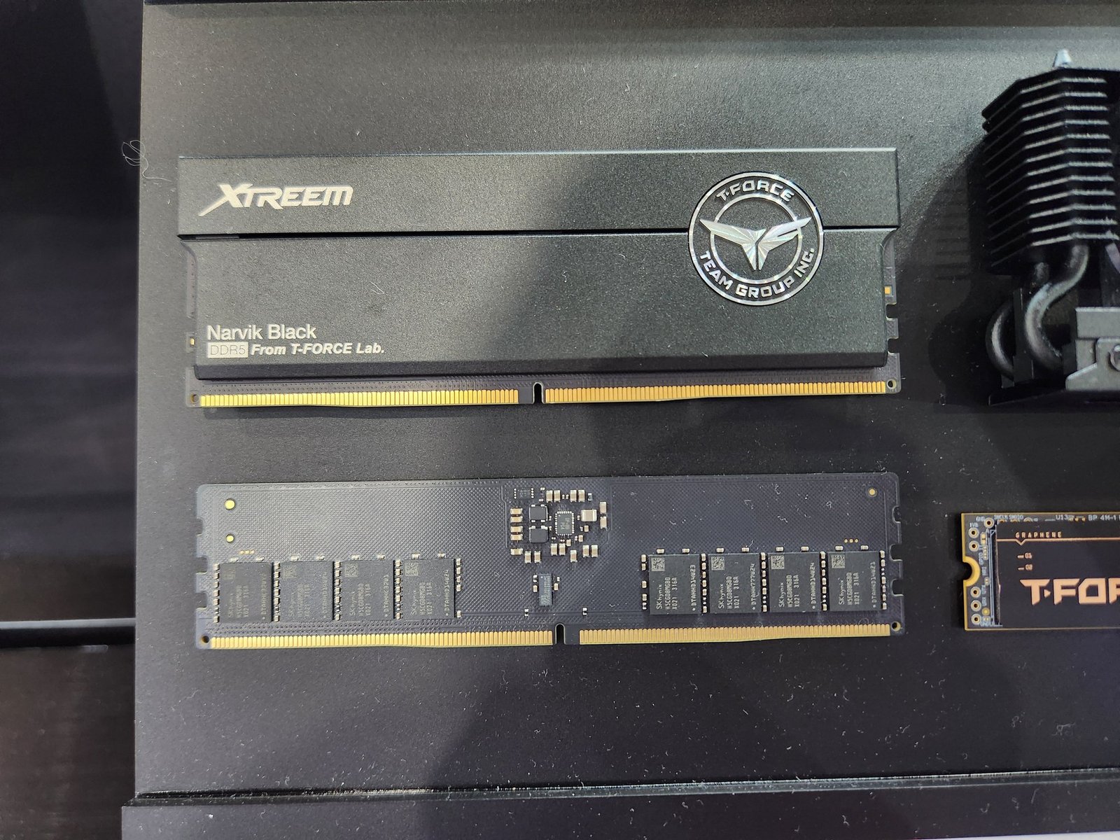 TeamGroup Showcases High-Speed CAMM2 Modules with New Heat Sink Designs ...