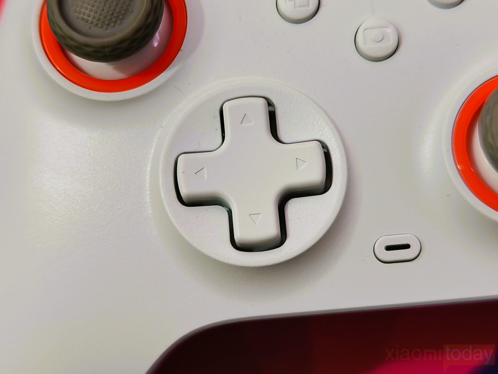 BIGBIGWON Gale Hall Review: A Refined Hall-Effect Controller for Multi ...