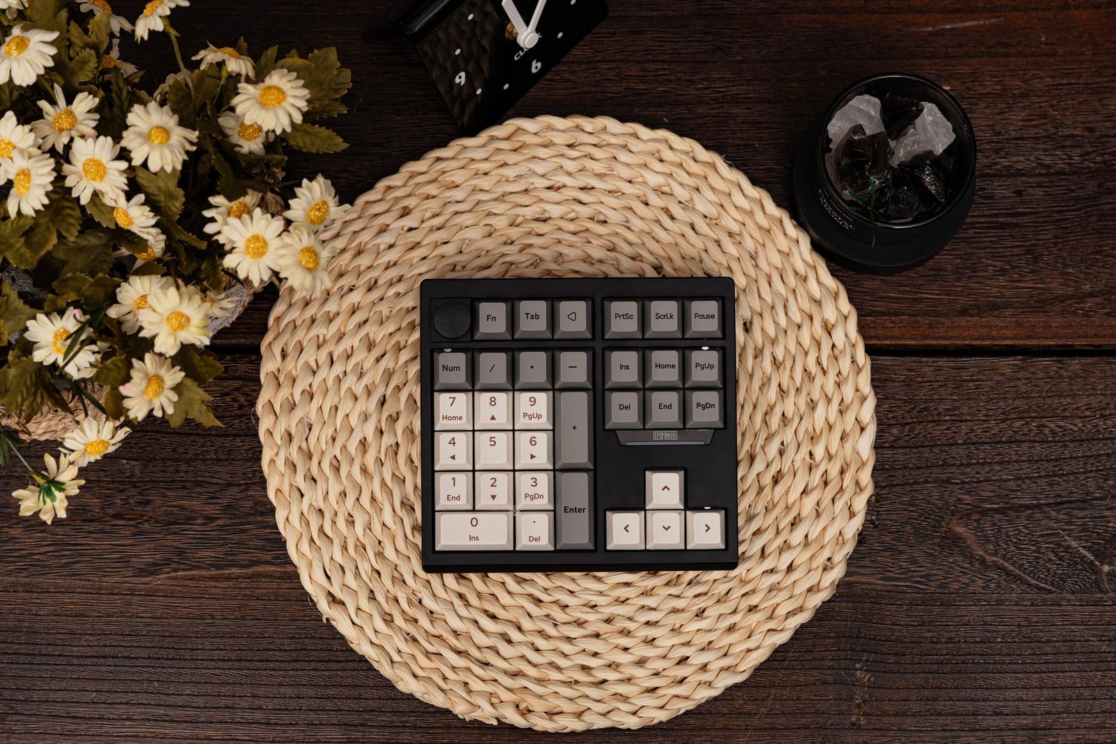 EPOMAKER Launches TH33 Numeric Keypad with Unique Layout and Wireless ...