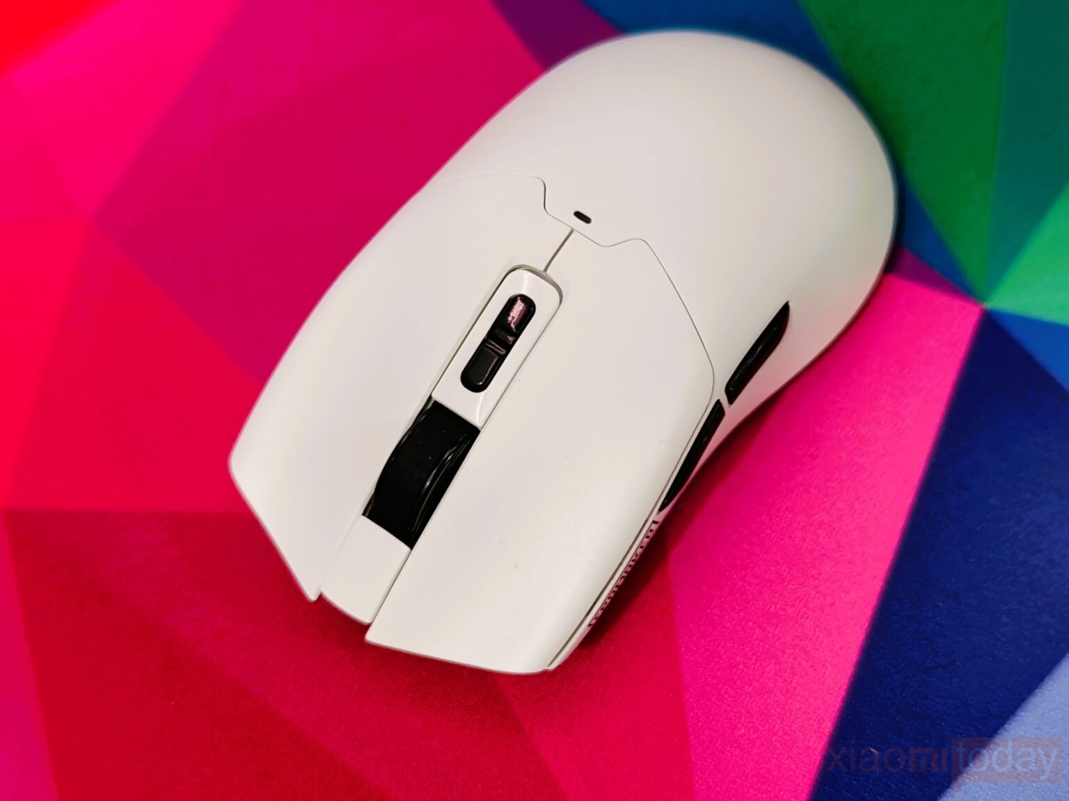 Epomaker Click Lite Review: Lightweight Wireless Mouse for Everyday Use ...