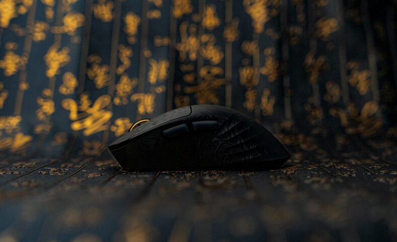 Epomaker Previews Carbonis Gaming Mouse With PAW 3950 Sensor, Opens ...