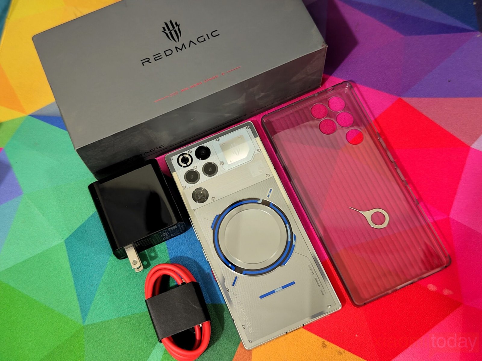 REDMAGIC 11 Pro Hands-On Review: Gaming Phone with Snapdragon 8 Elite ...